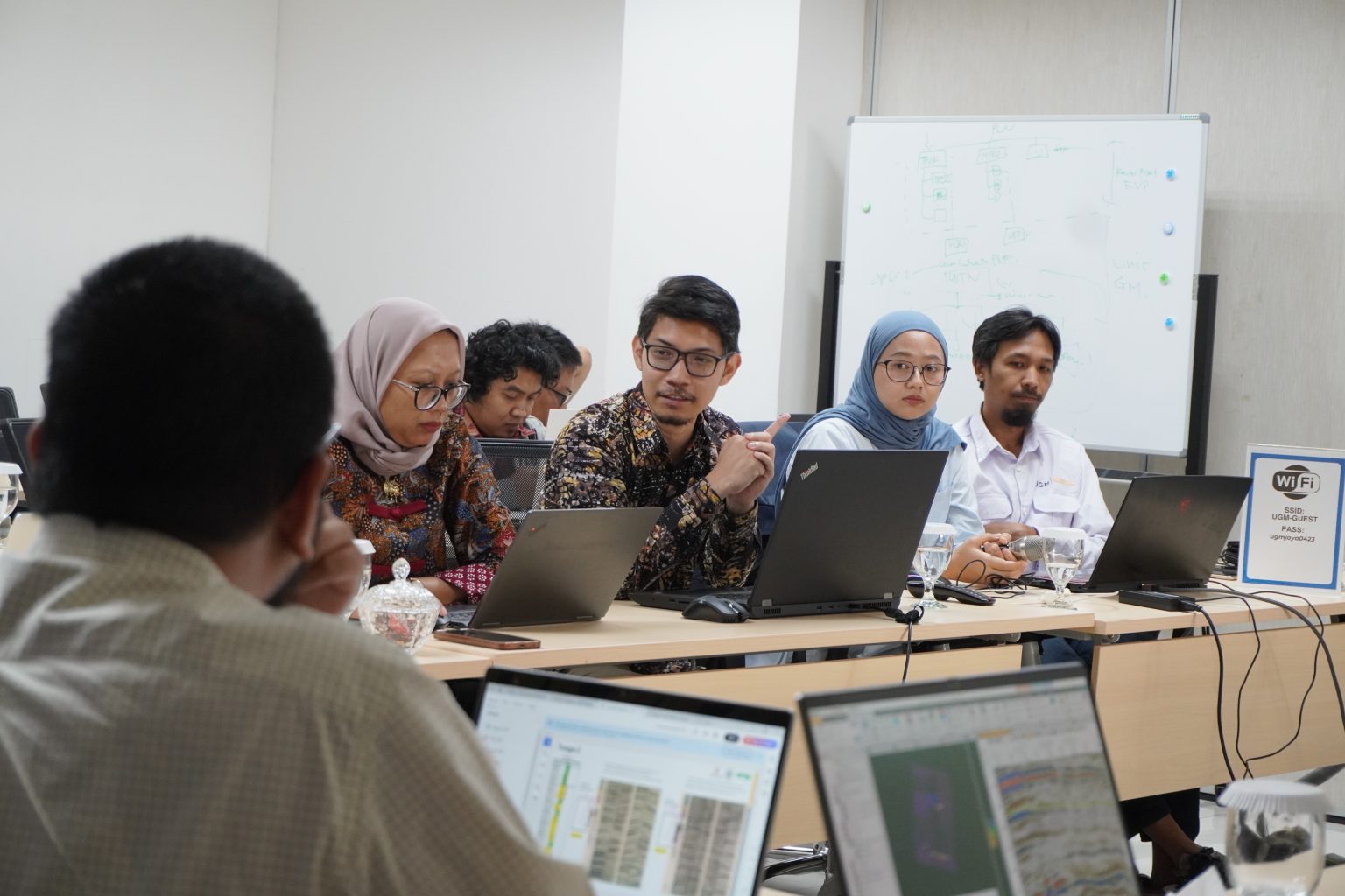 LKFT UGM dan EMP Tuntaskan Kajian Struktur Tonga Cluster untuk Ungkap ...